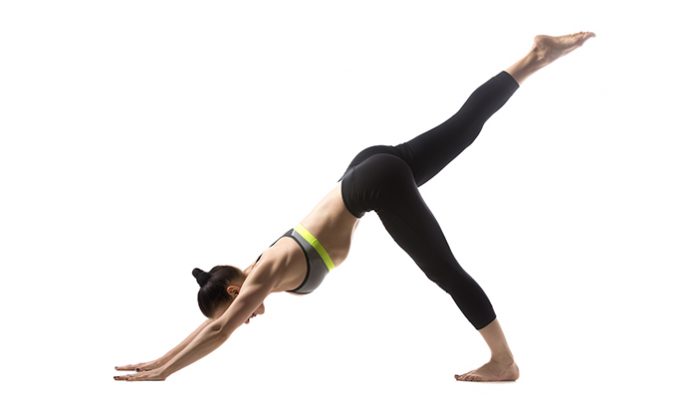 Pilates la domiciliu, fara echipament, pentru fese si coapse perfecte